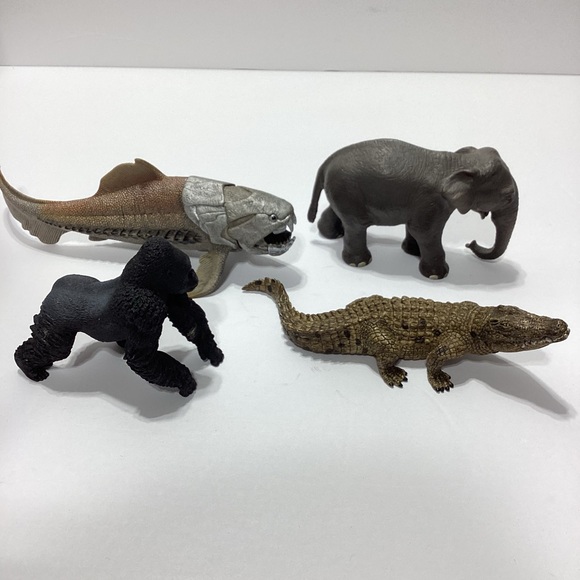 Schleich | Other | Schleich Lot Of Animal Figures Dinosaur Fish ...